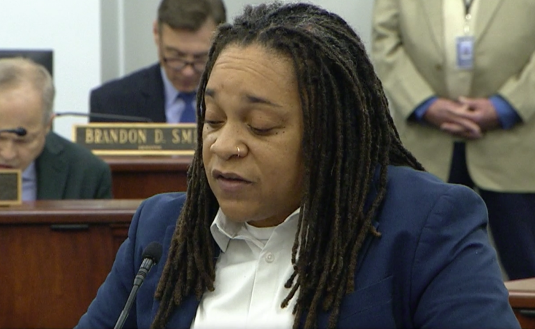 Kentucky lawmakers introduce dozens of bills, pause floor action during ...
