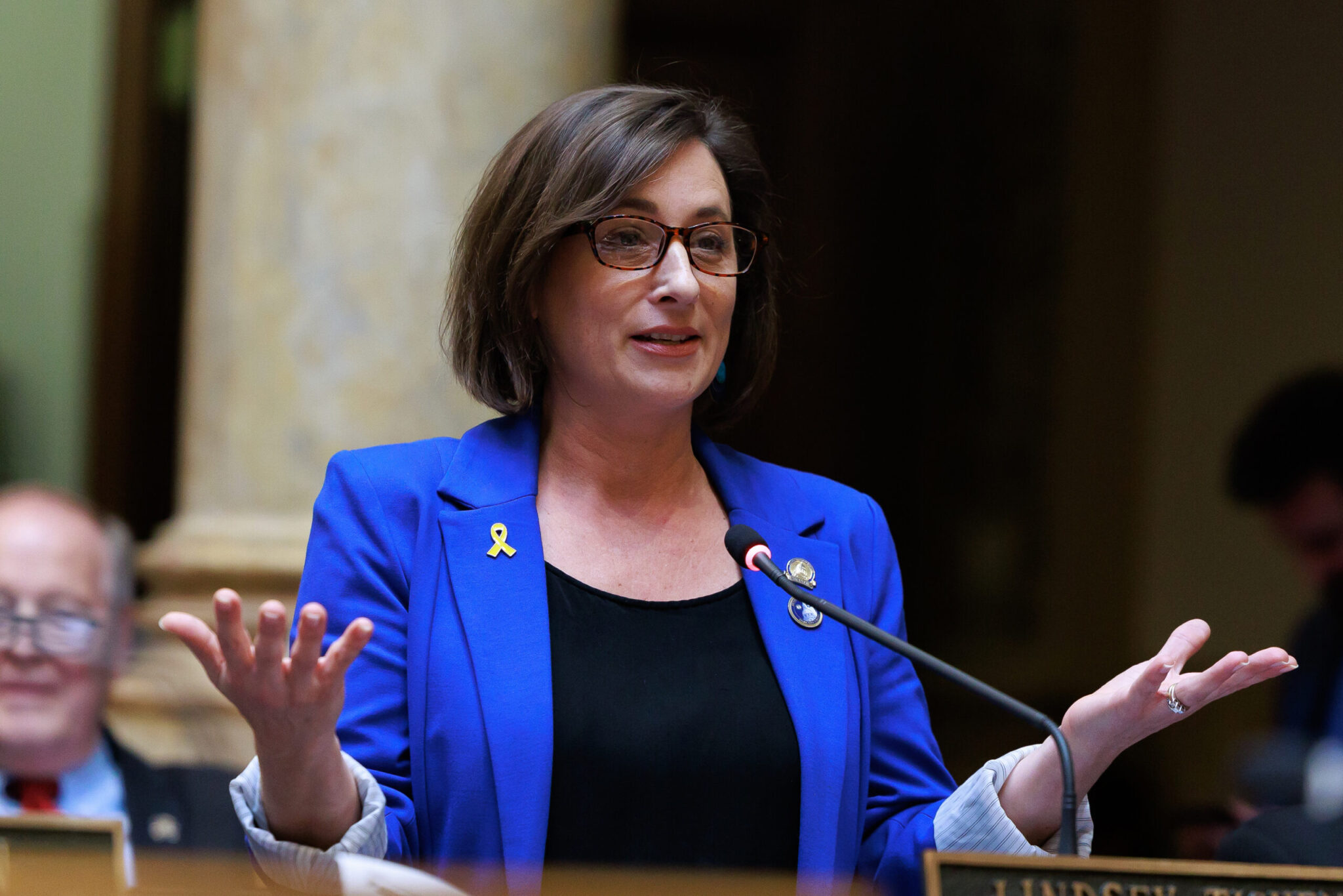 Kentucky Senate approves bill to clarify recent teacher and student ...